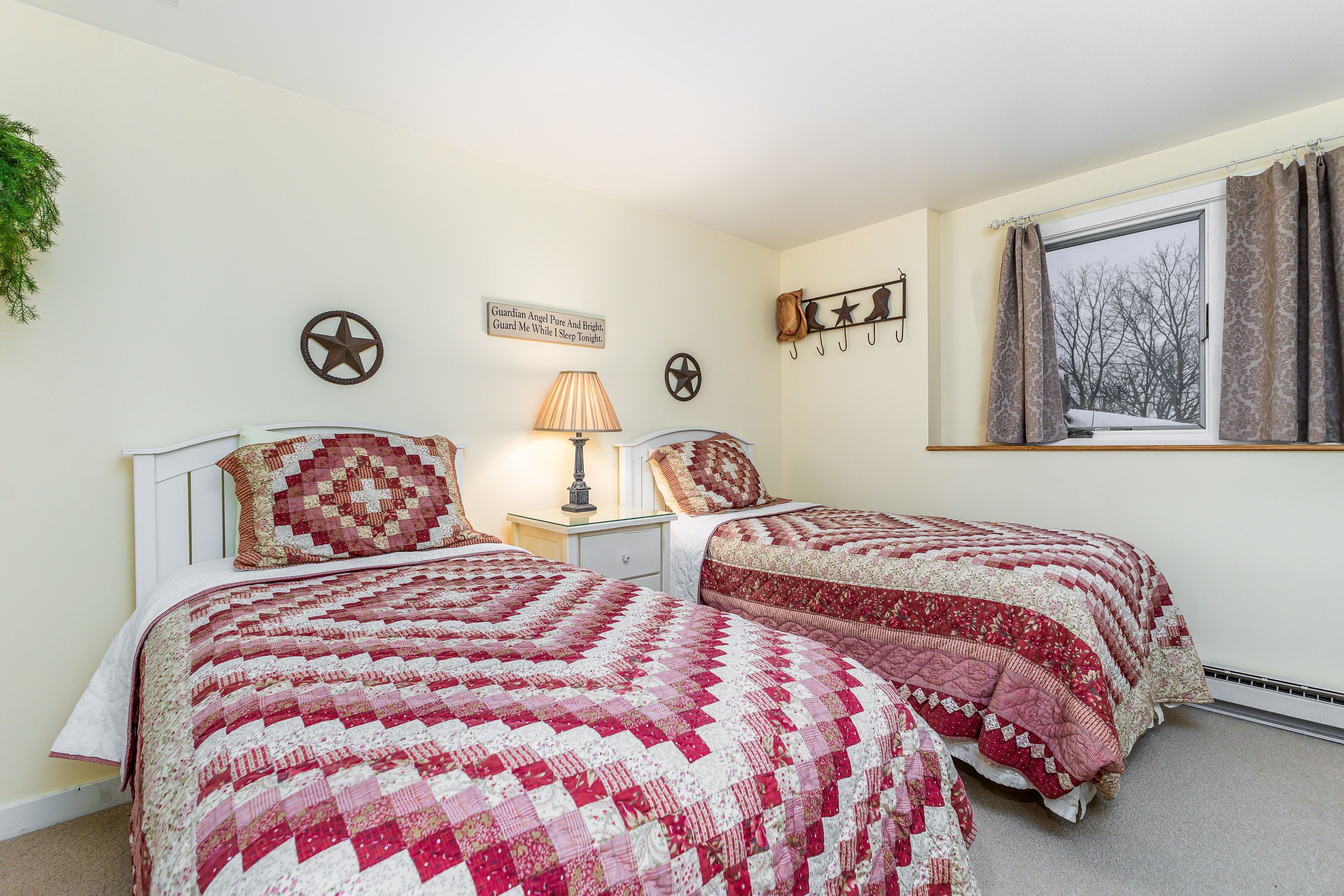 Plum Cove Lake Lookout | Vacation Homes of Galena