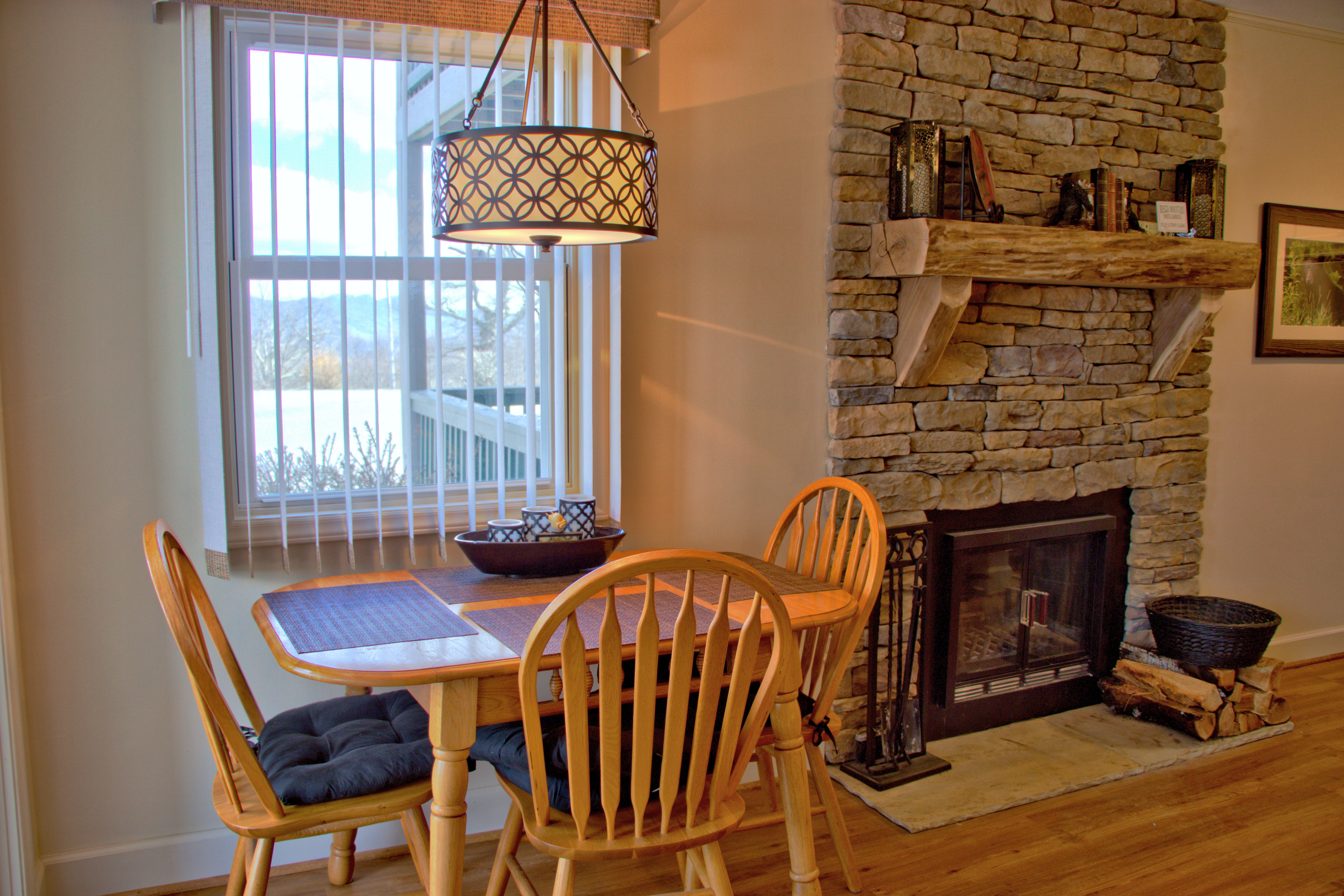 1107 Pinnacle Resort Suite Walk to Sledding Hill | Beech Mountain ...