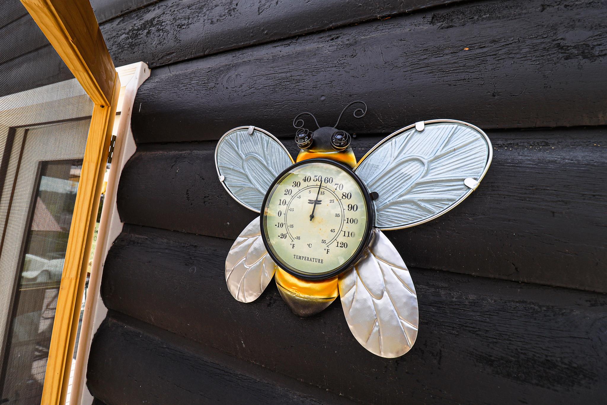 Pet-Friendly 2BR Vacation Home in Grand Lake with Deck