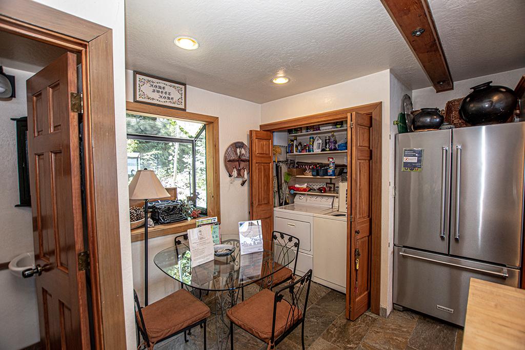 Rygh Lakefront - Lake Tahoe Vacation Rental | Hauserman Rental Group