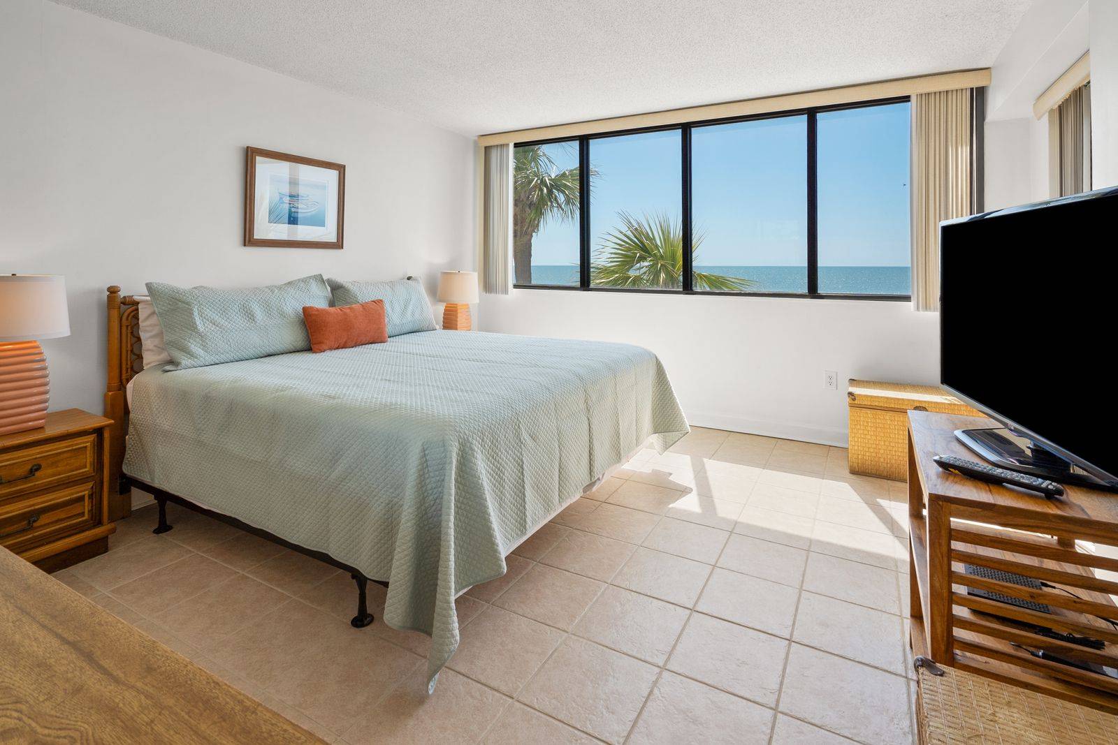 Shoreham Towers 2C | McMillan Vacations