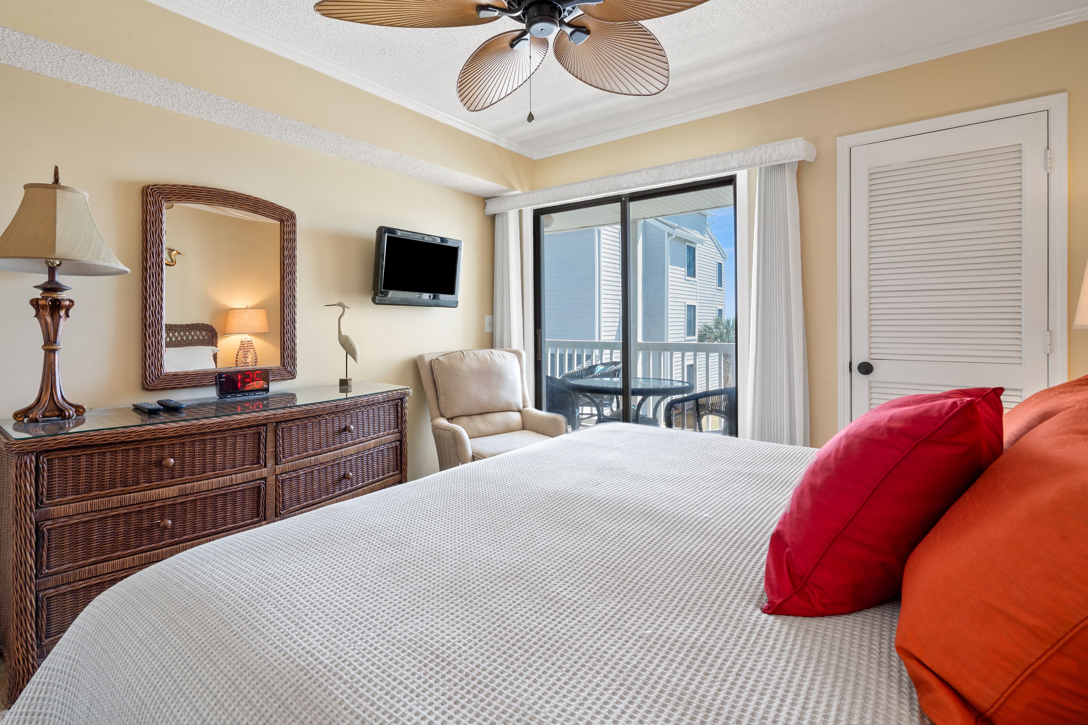 Sea Cloisters 204B | McMillan Vacations