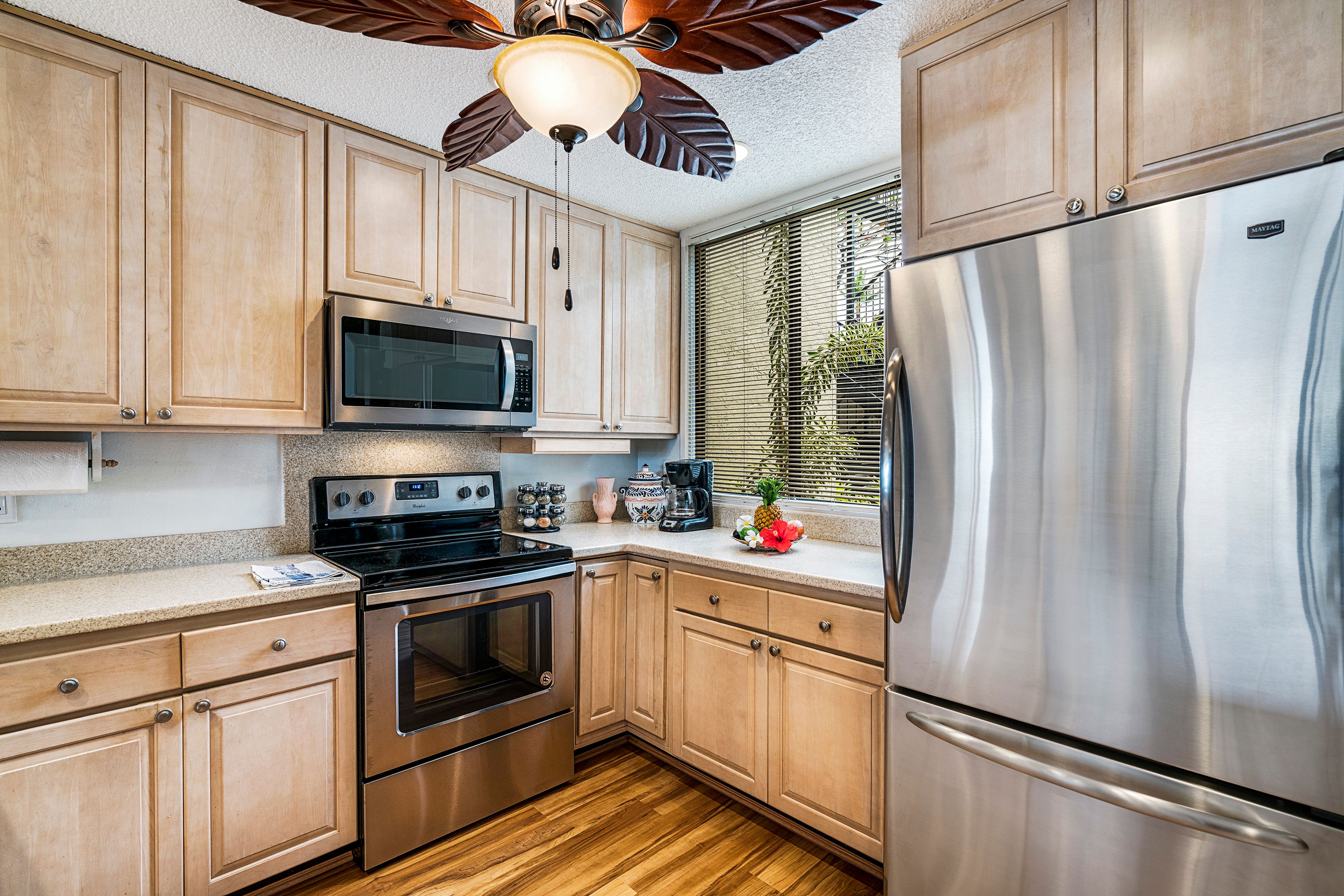 Country Club Villas#115 | Knutson & Associates