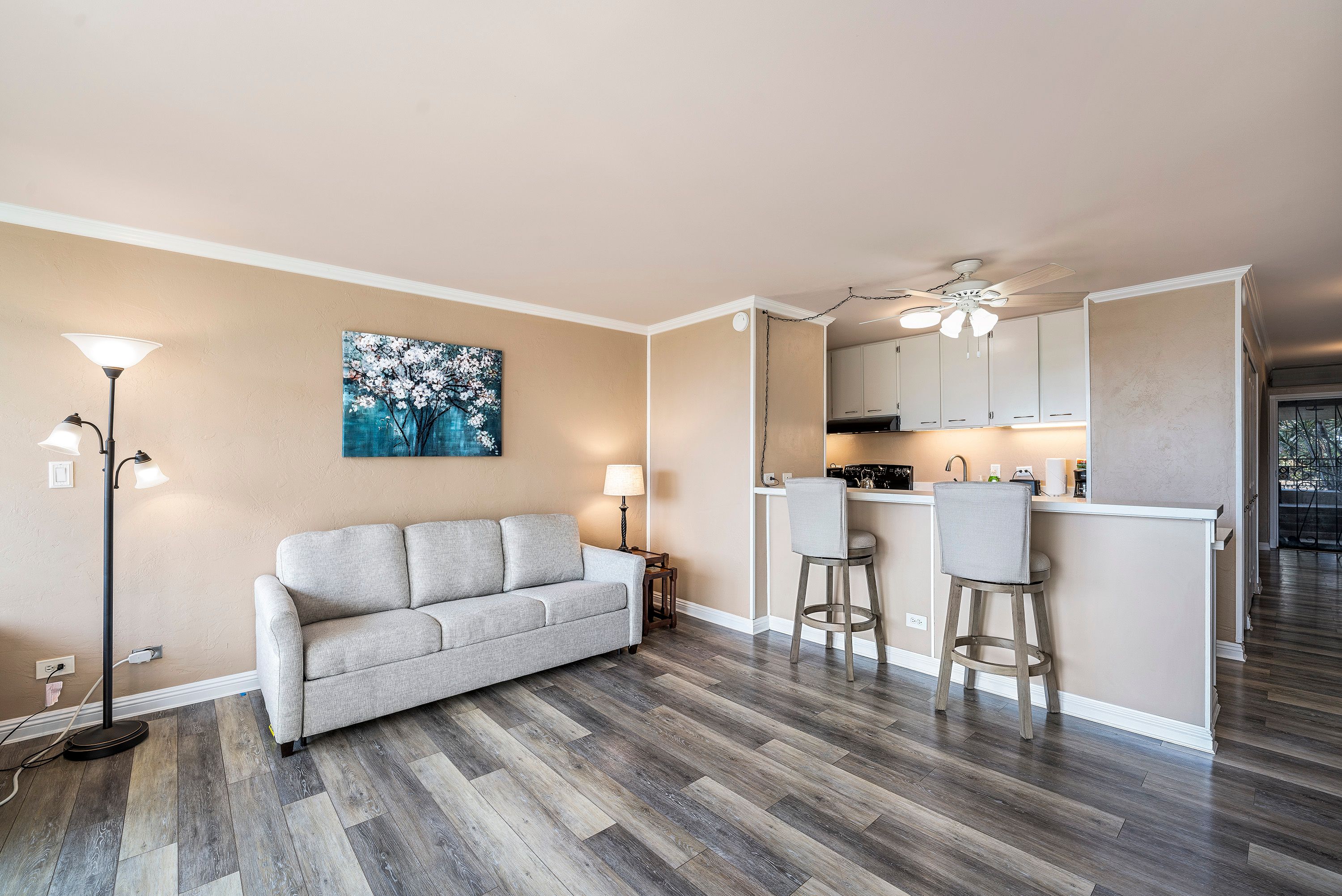 Kalani Kai#104 | Knutson & Associates