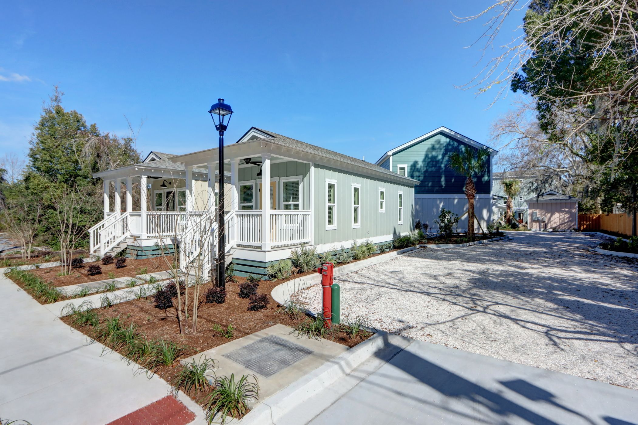 Village on The Bluff: Coastal Grandma | Savannah Rentals | Lucky Savannah