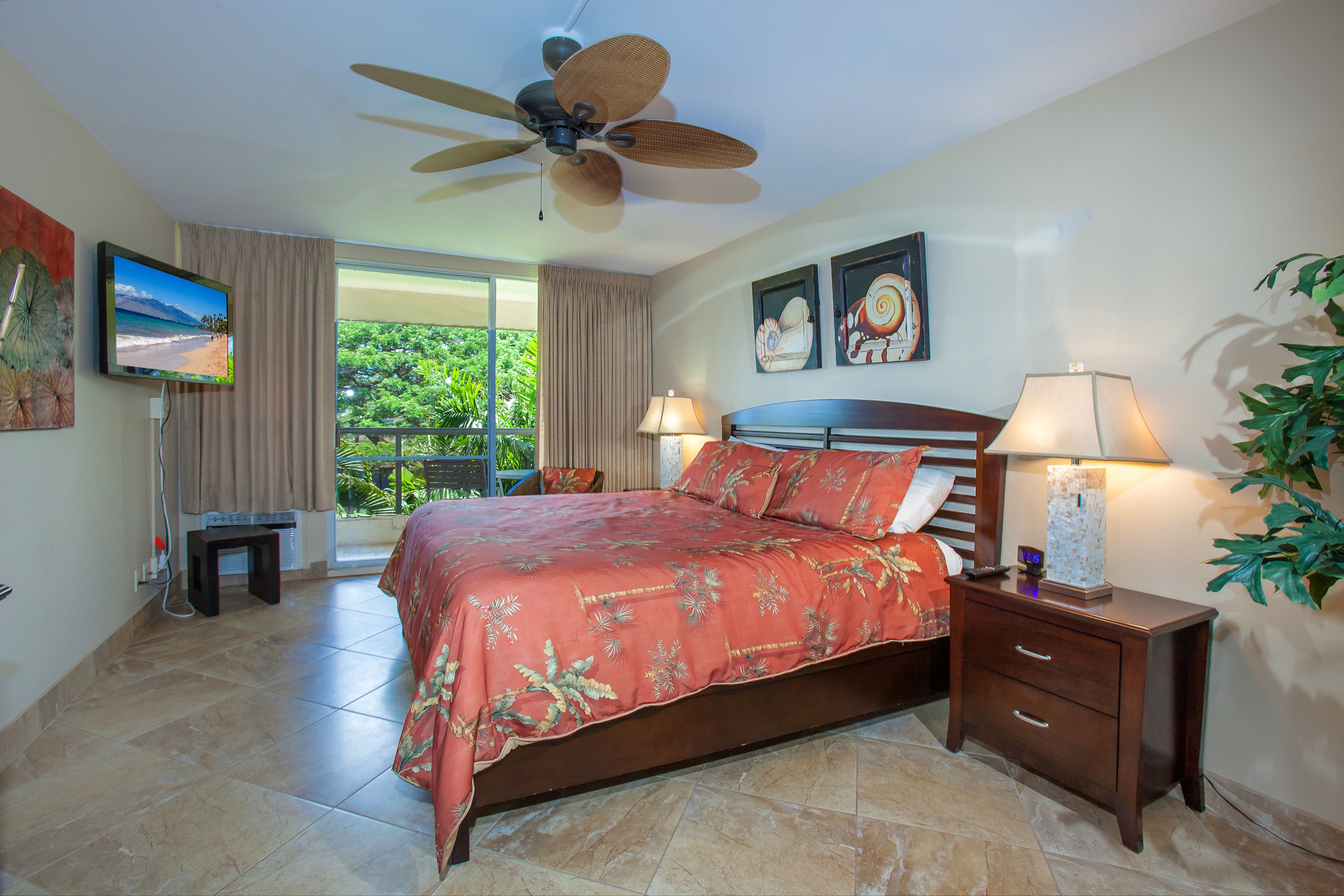 Maui Banyan T304 | Maui Banyan Condo Rentals