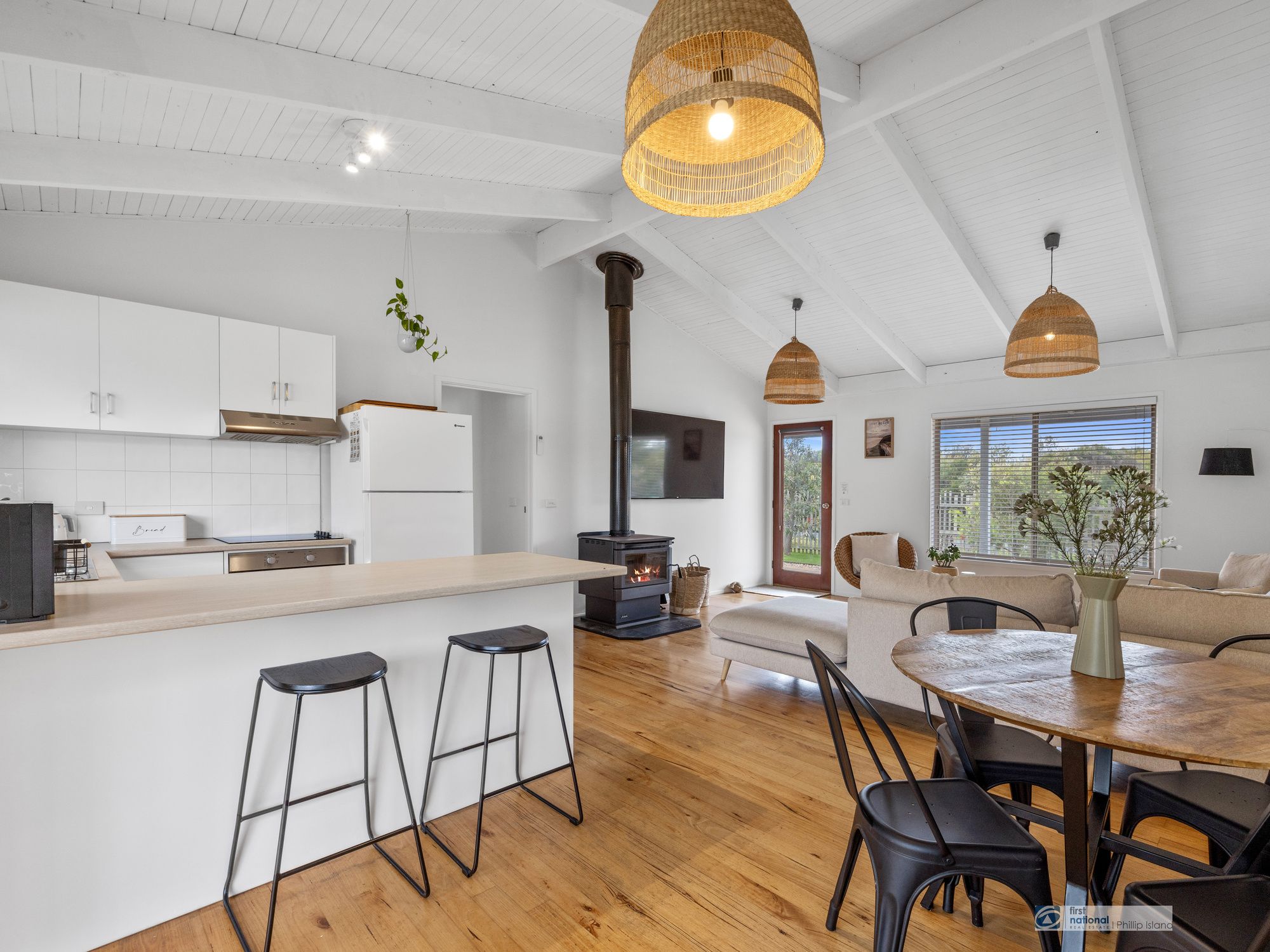 Surf Beach Retreat Sinclair | Phillip Island Holiday Houses