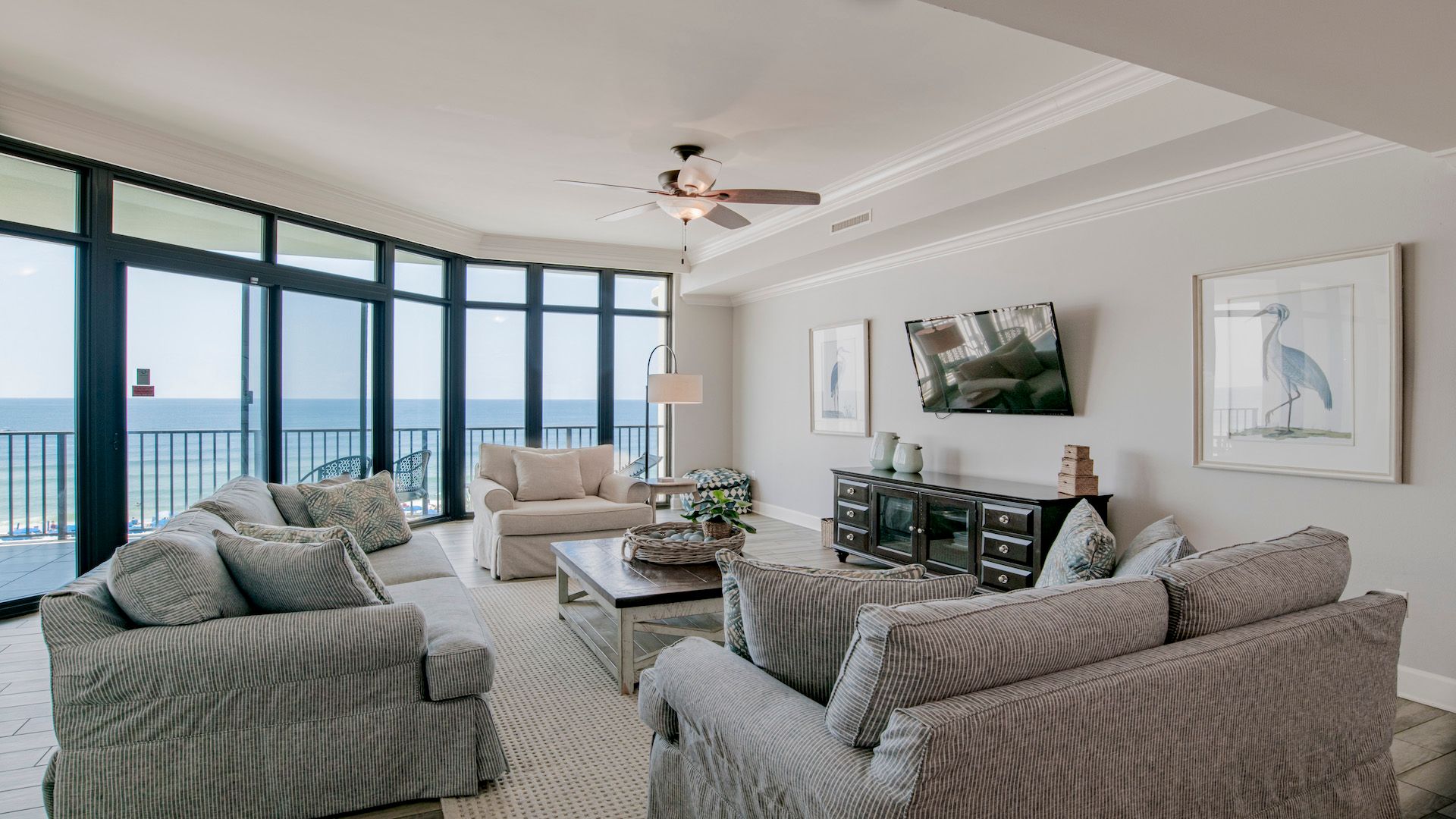 Phoenix West 406 | Phoenix Rentals Vacation Properties