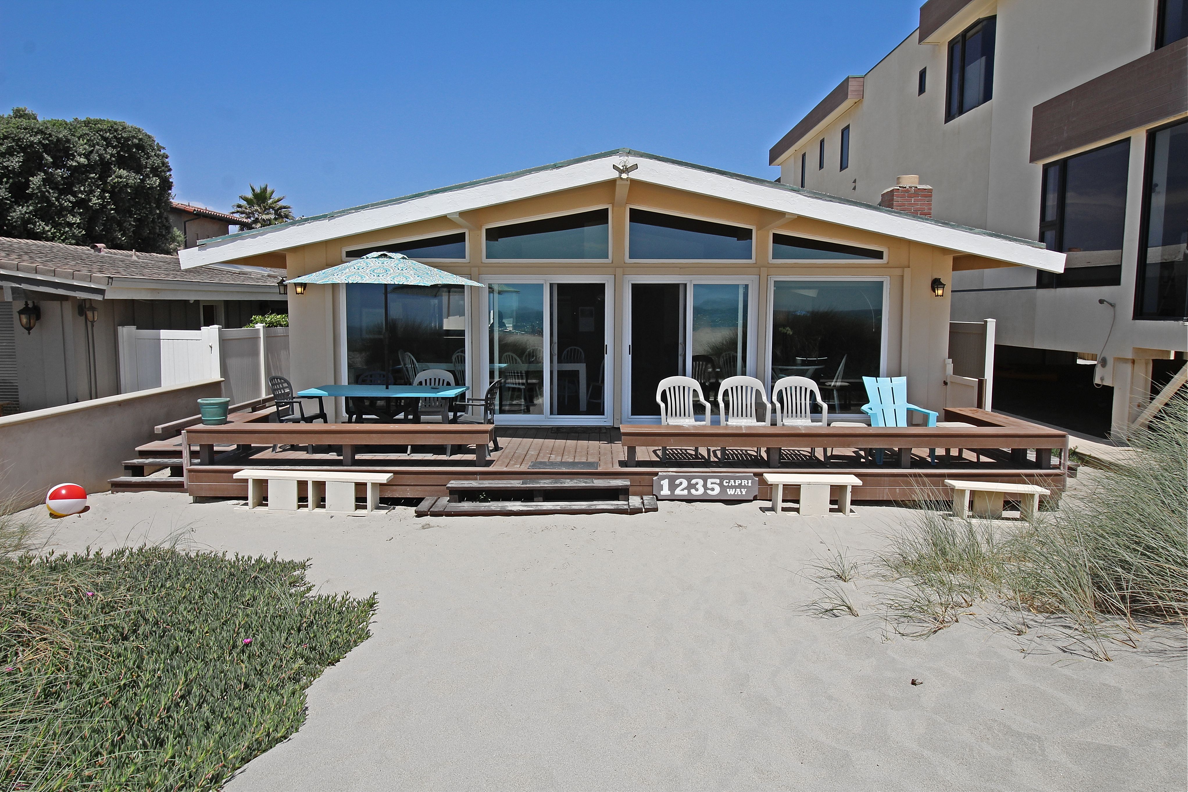 1235C - Capri Beach Retreat | RE/MAX Gold Coast Property Management