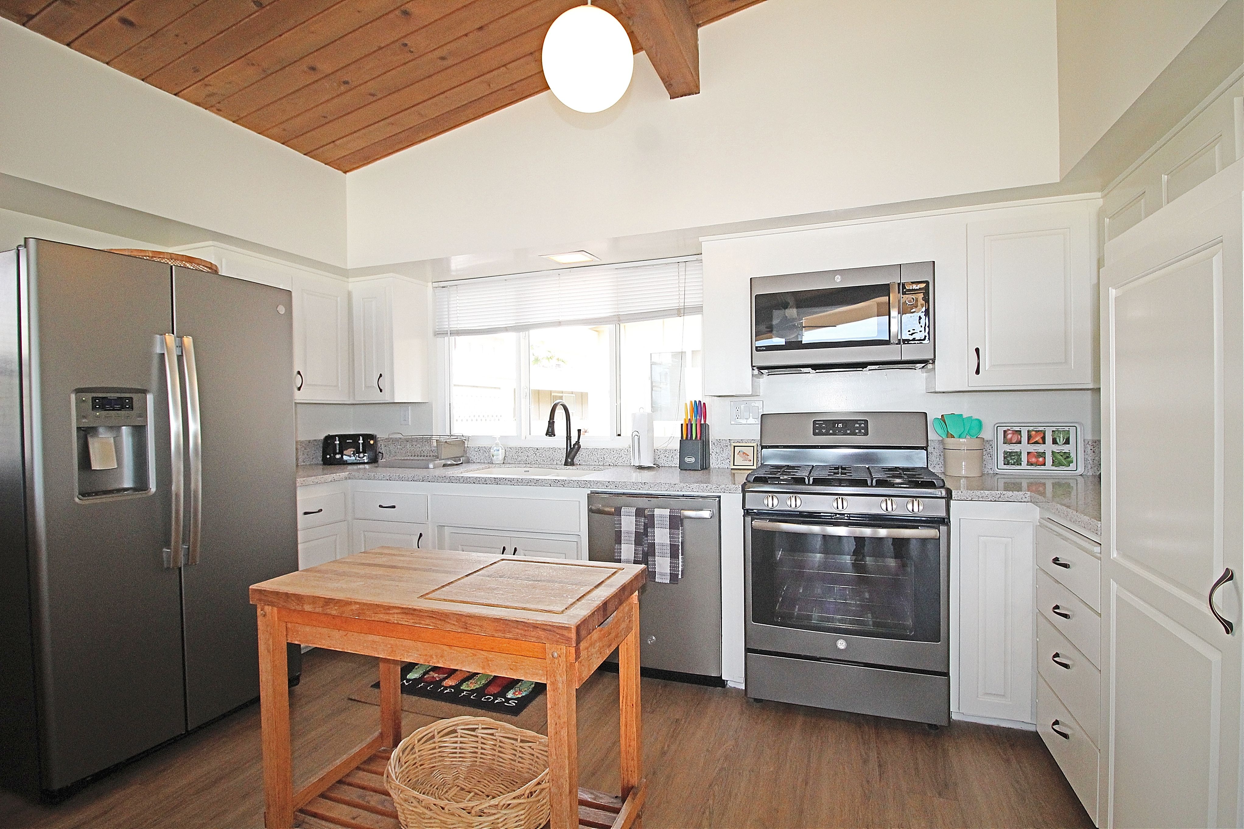 1235C - Capri Beach Retreat | RE/MAX Gold Coast Property Management