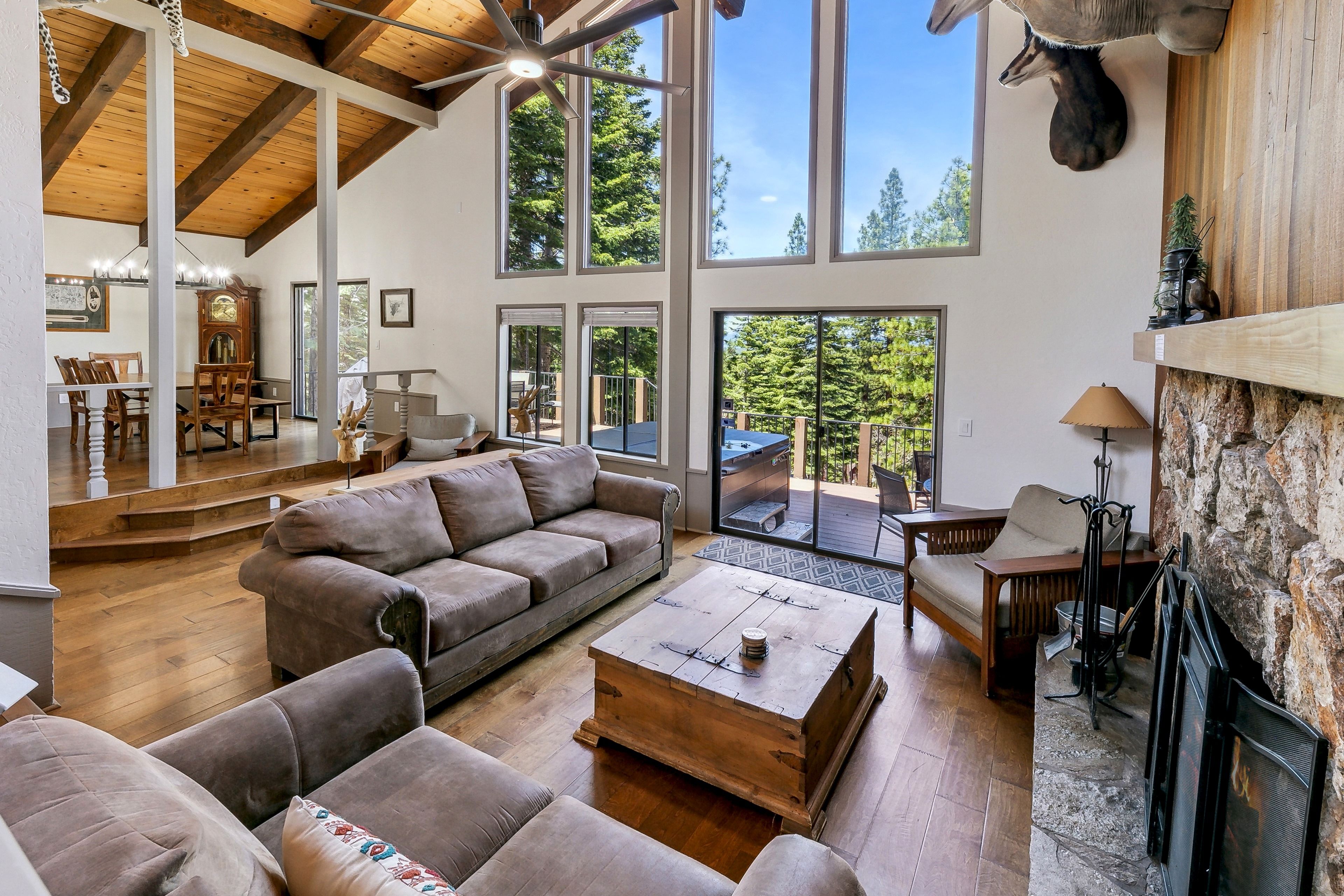 The Sportsman: 5BR, Hot Tub, Sauna, Pets | RnR Vacation Rentals