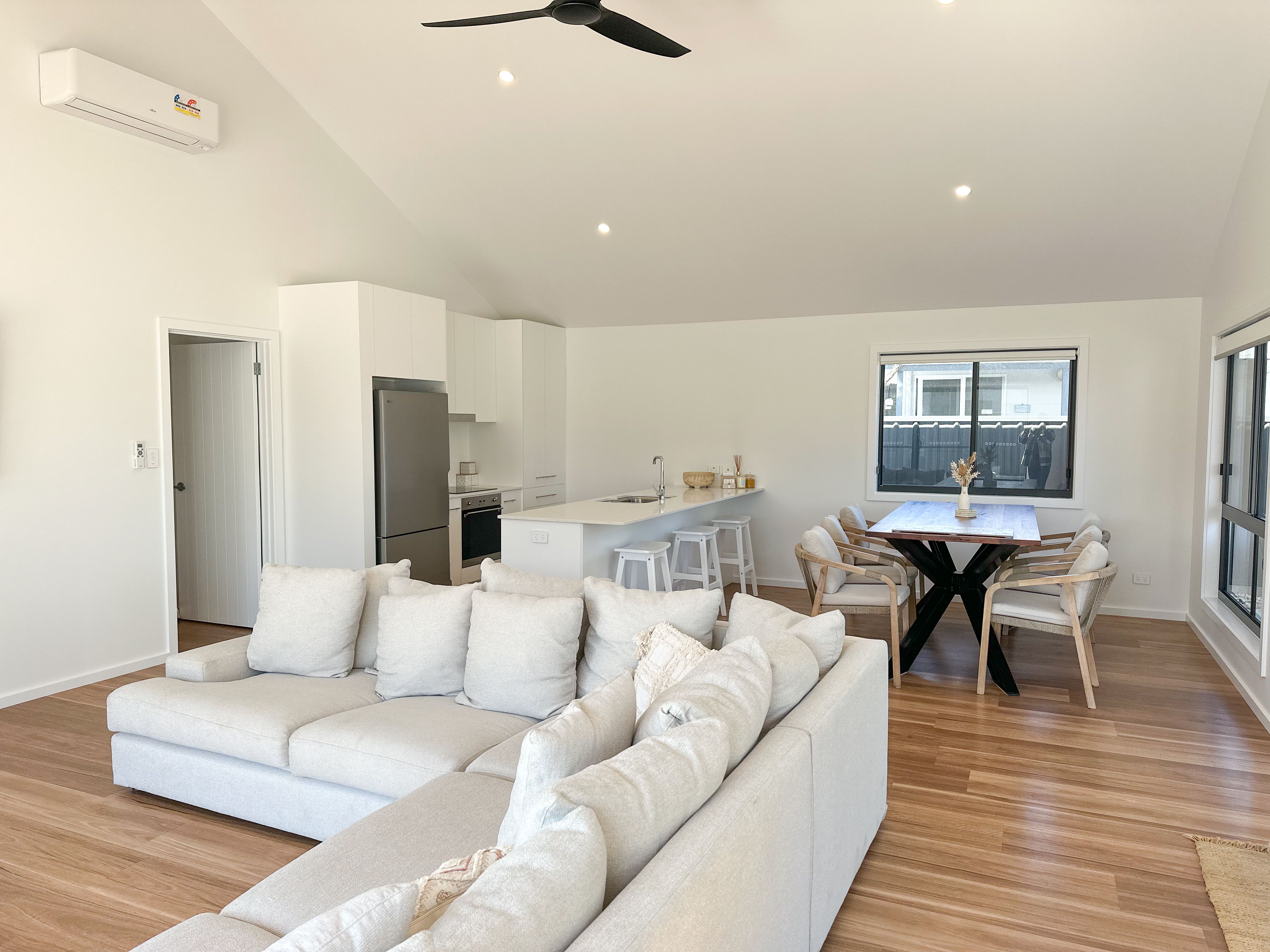 The Sandbar - 4 Alexander Drive | Robe Holiday Rentals