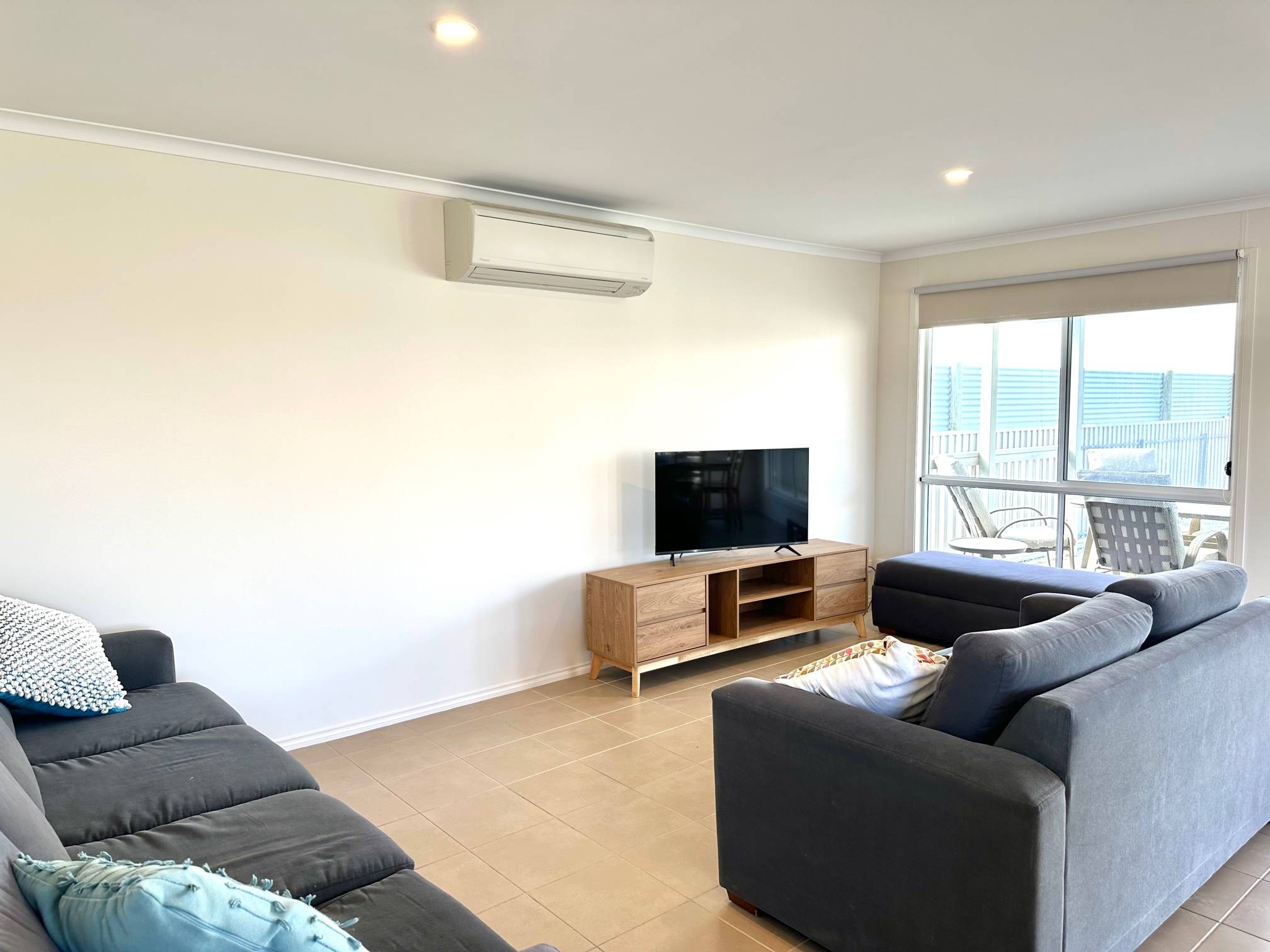 28 DeGuichen - 28 DeGuichen Drive | Robe Holiday Rentals