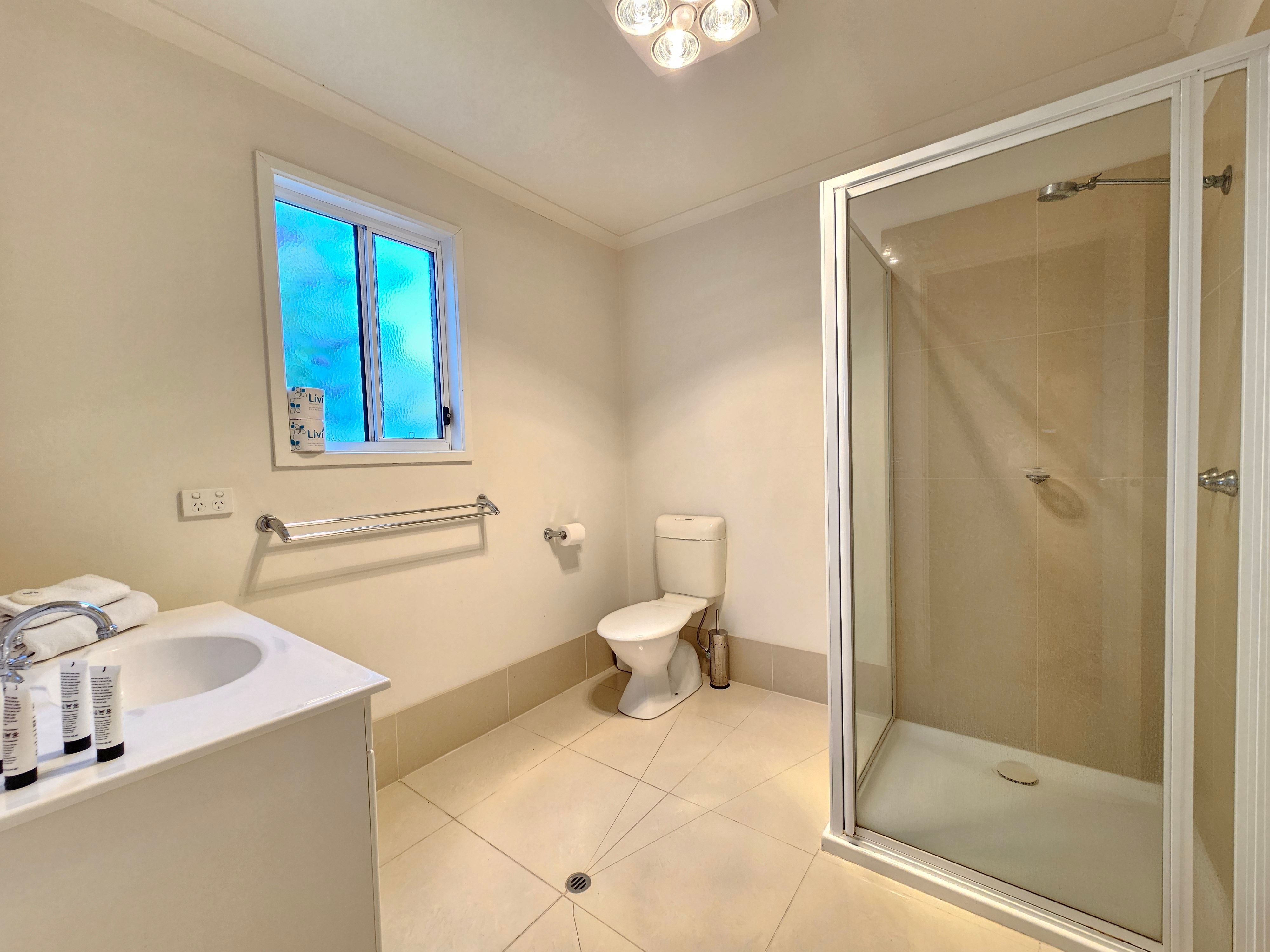 Tallara @ Robe - 16 DeGuichen Drive | Robe Holiday Rentals