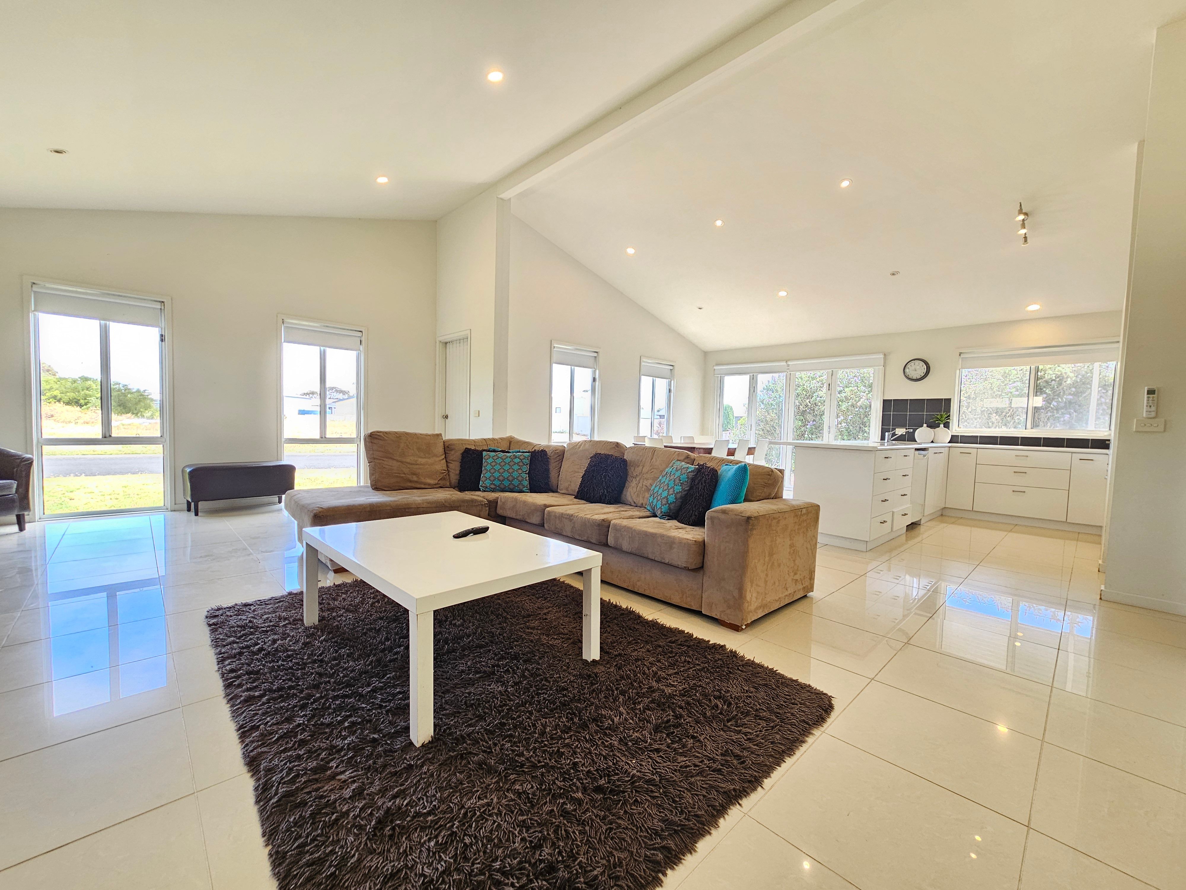Tallara @ Robe - 16 DeGuichen Drive | Robe Holiday Rentals
