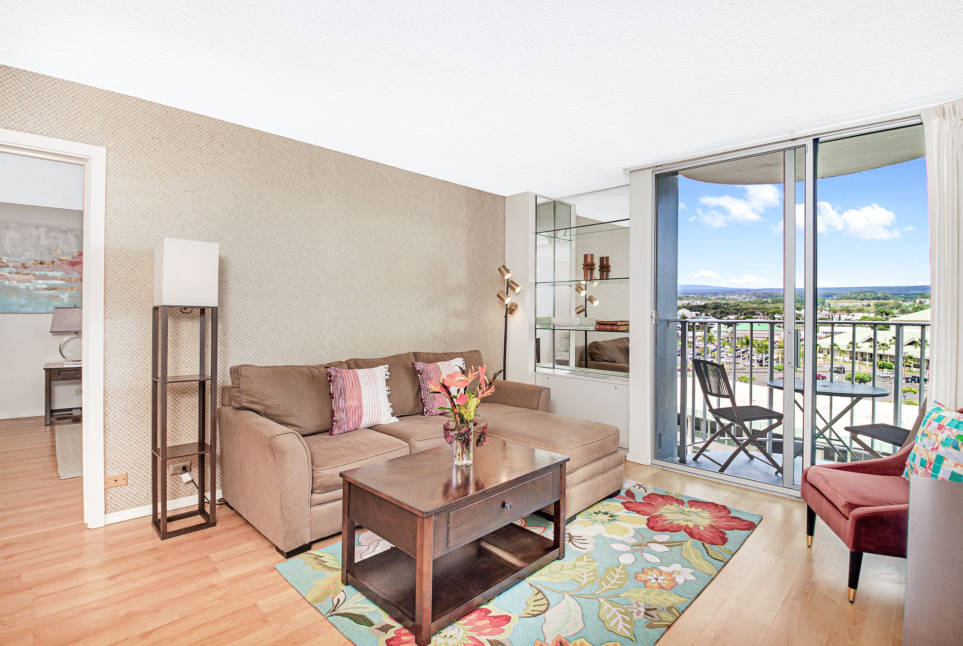 Hilo Lagoon Center 707 | Salt Water Real Estate