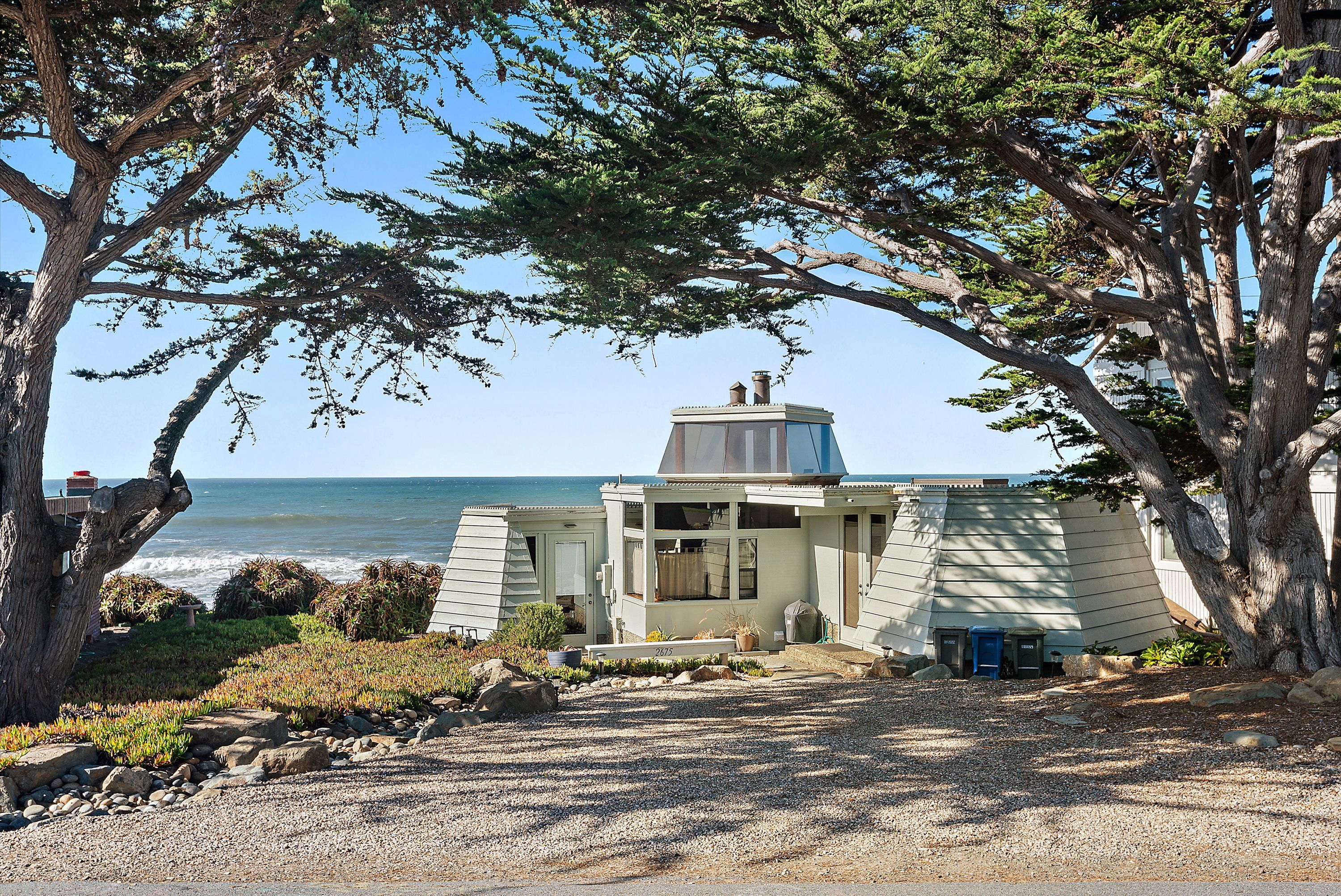 Oceanfront Cottage | Scenic Coast Property Management