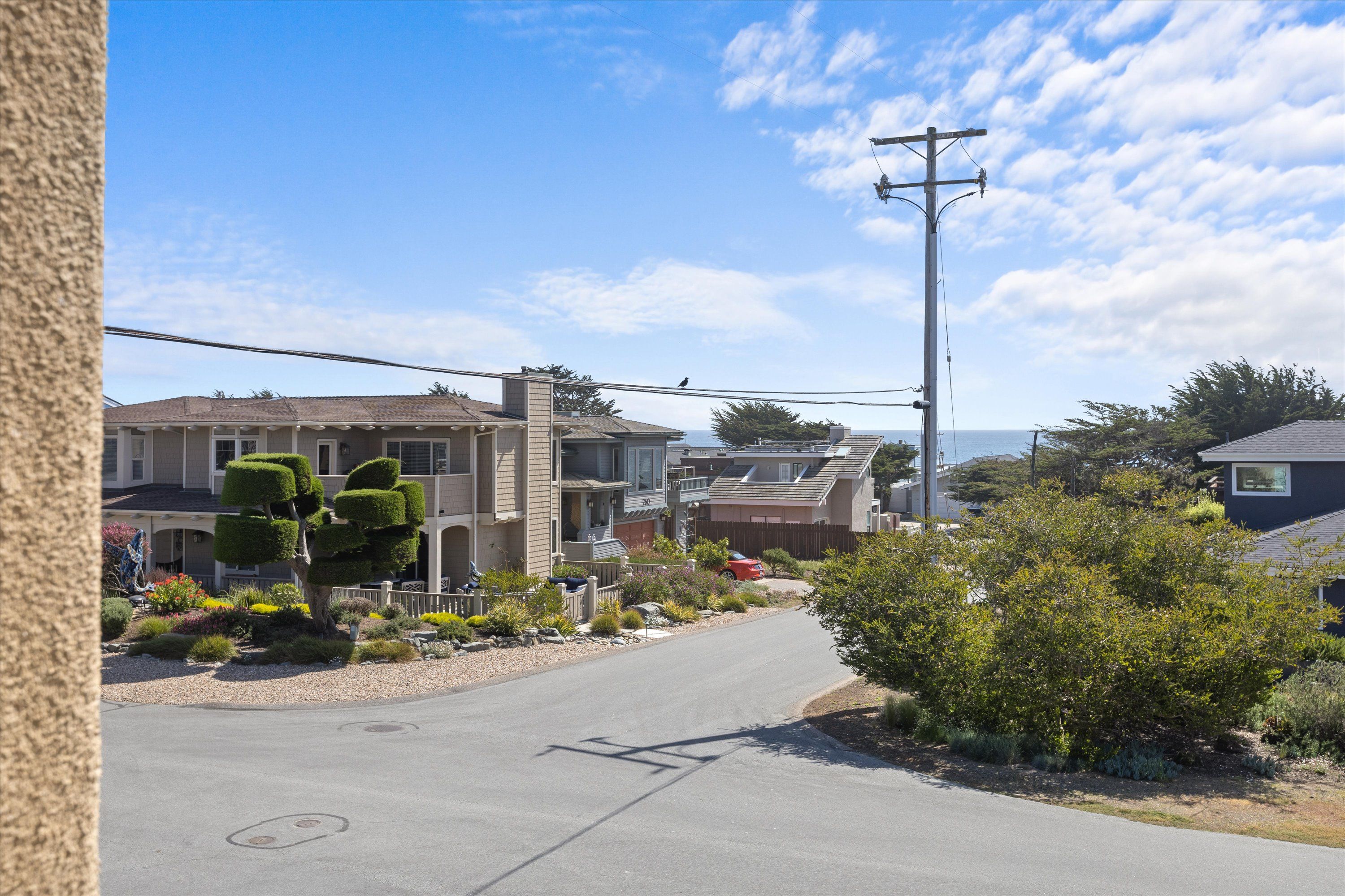 New Pet Friendly-Ocean View Pacific Breeze | Scenic Coast Property ...