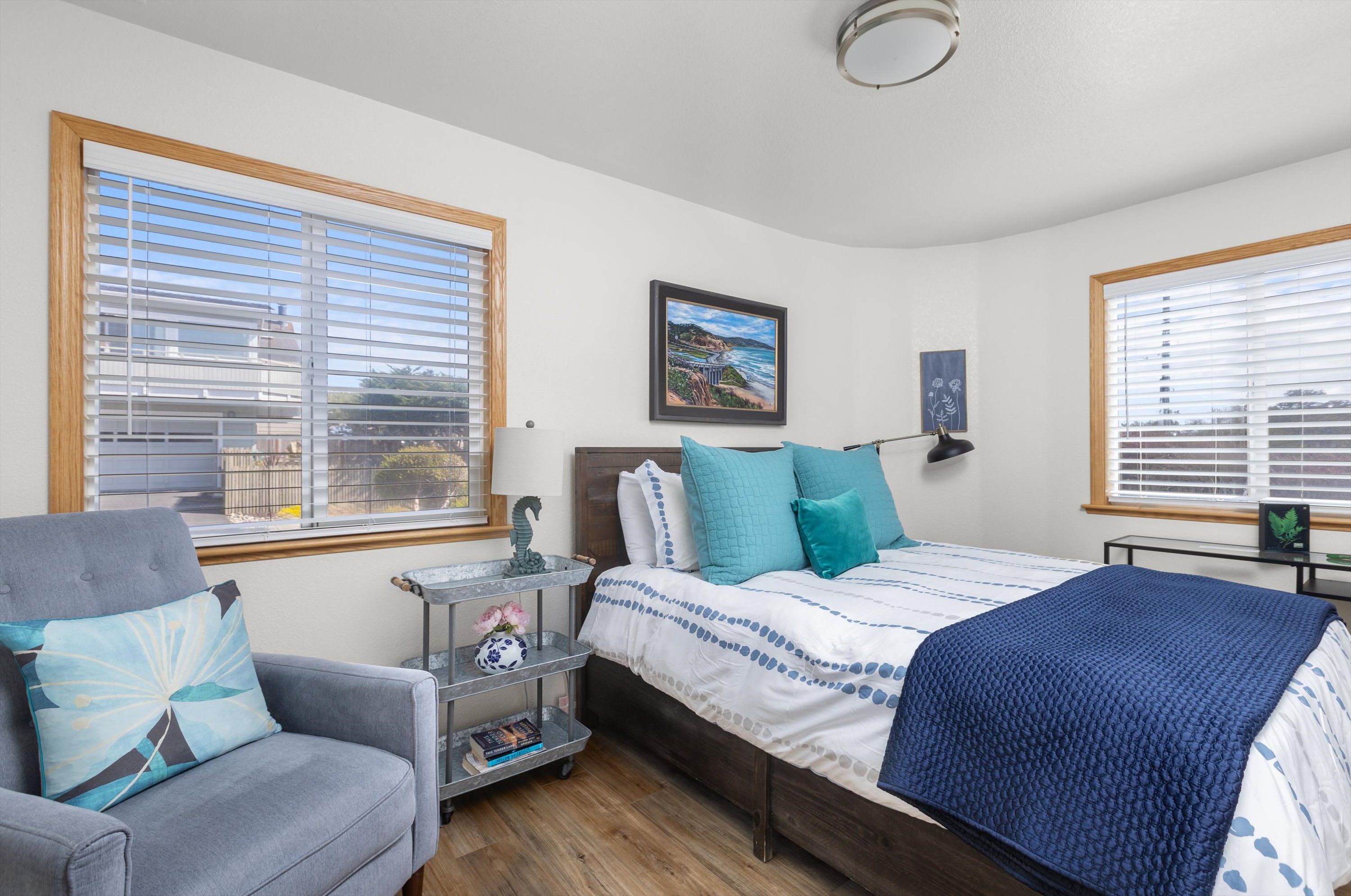 New Pet Friendly-Ocean View Pacific Breeze | Scenic Coast Property ...