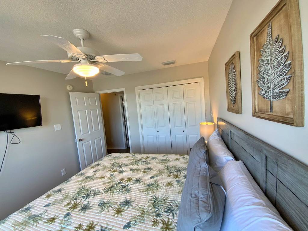 The Commodore West | Coastal View Vacations