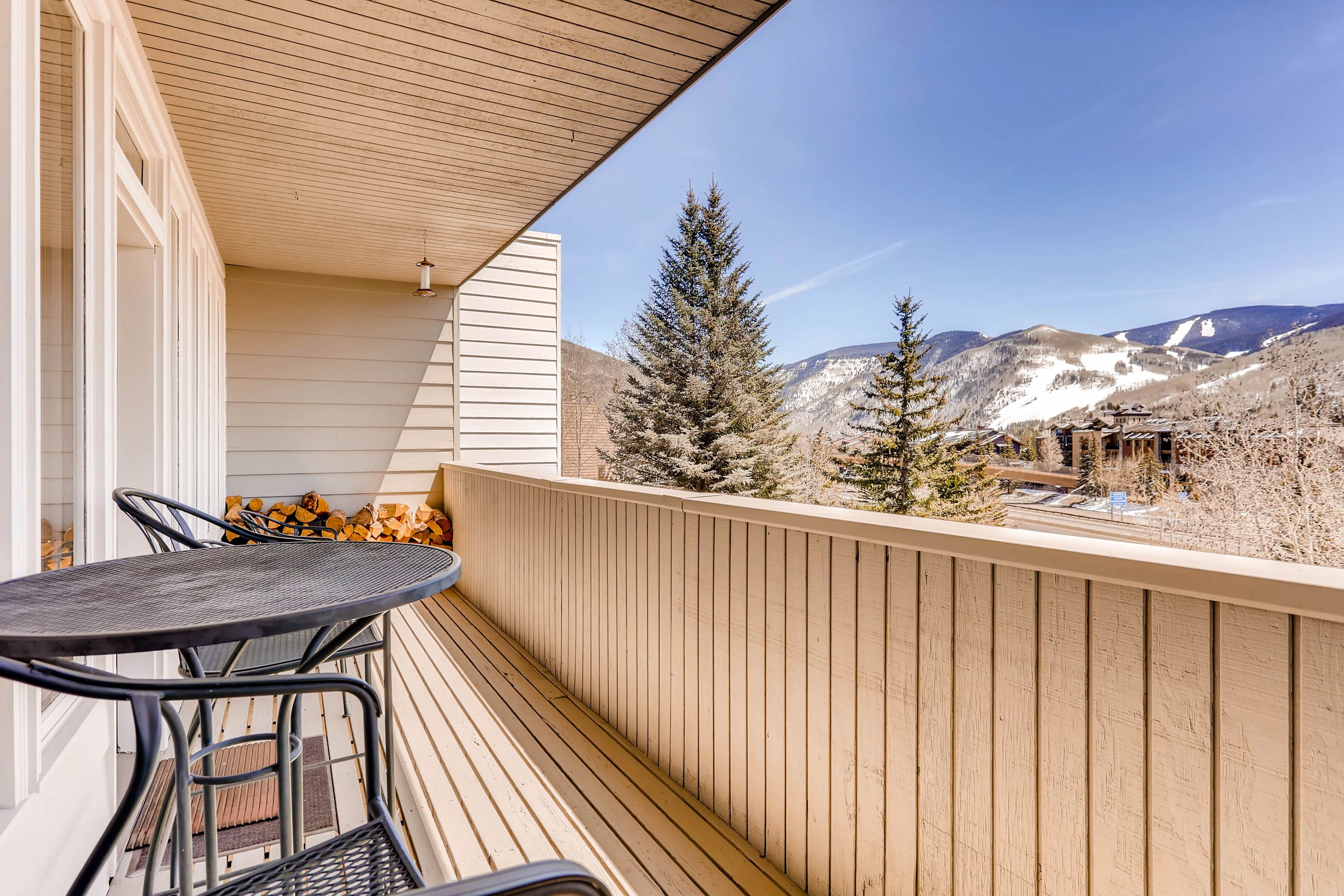 Sun Vail 34B, 3BD Condo with Vail Mountain Views | Vail Management Company