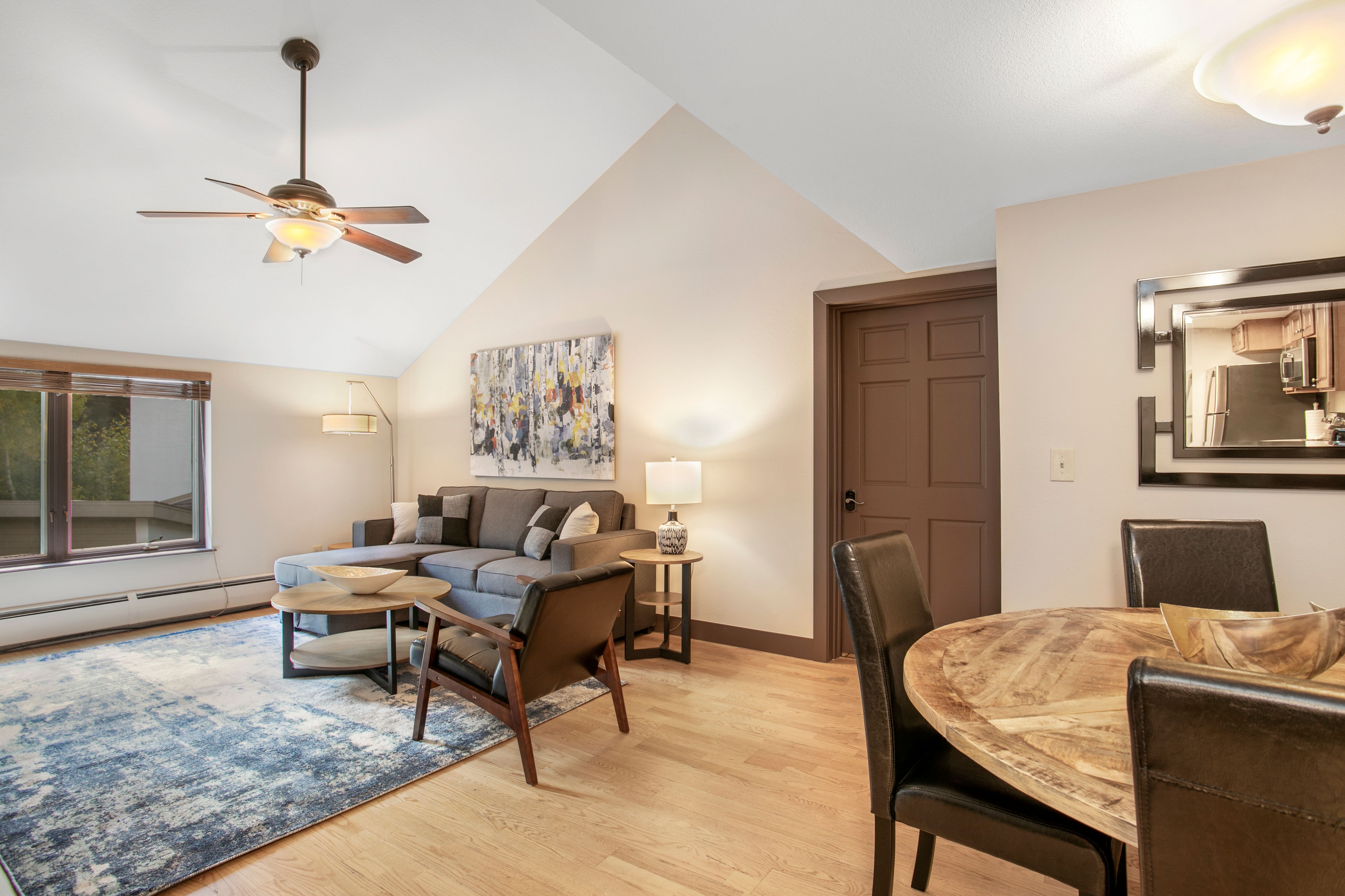 Treetops Plaza One, 2BD Ski-In Ski-Out Condo | Vail Management Company