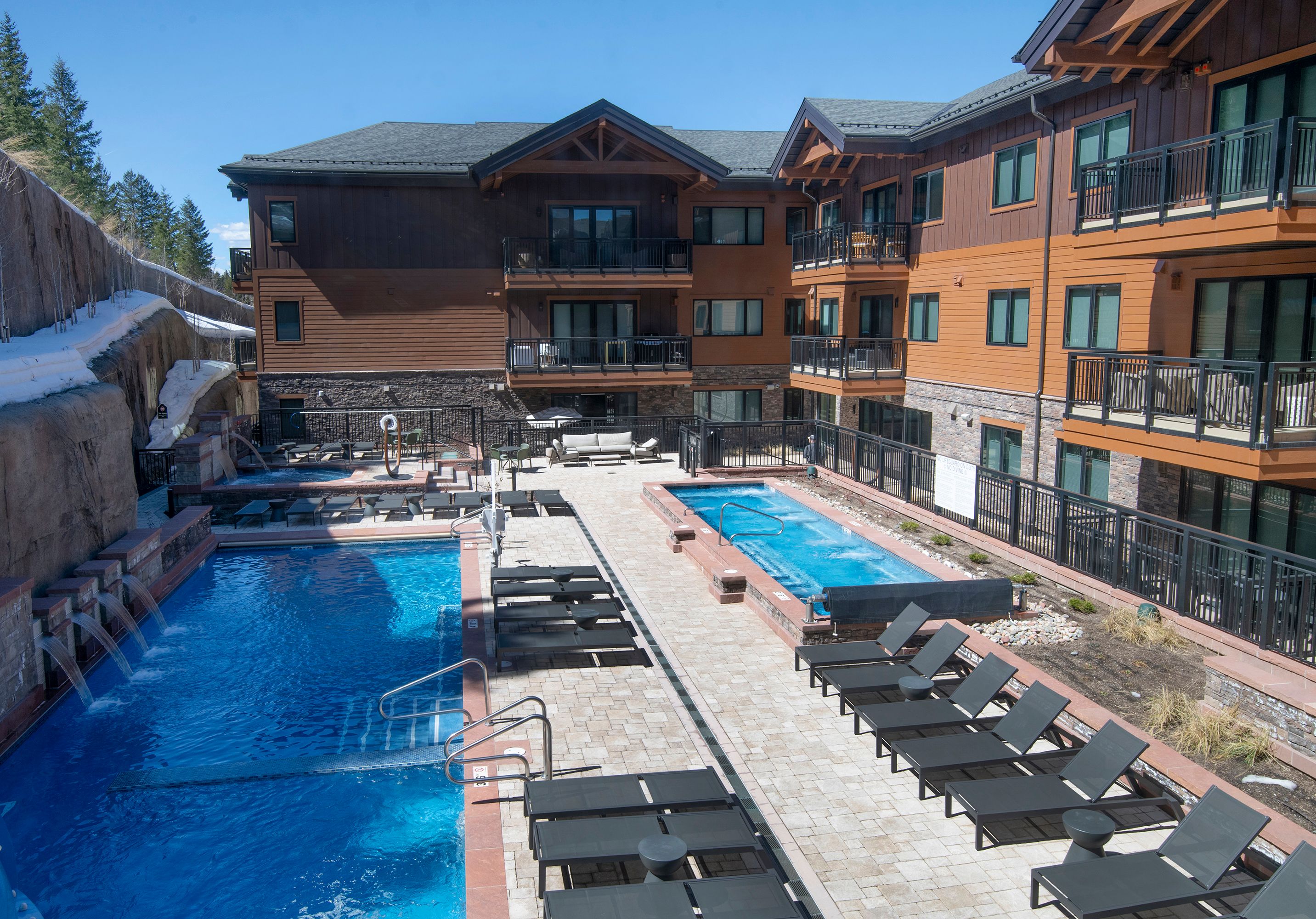 Frontgate 305, 3 BD Condo in Avon with Amenities | Vail Management Company