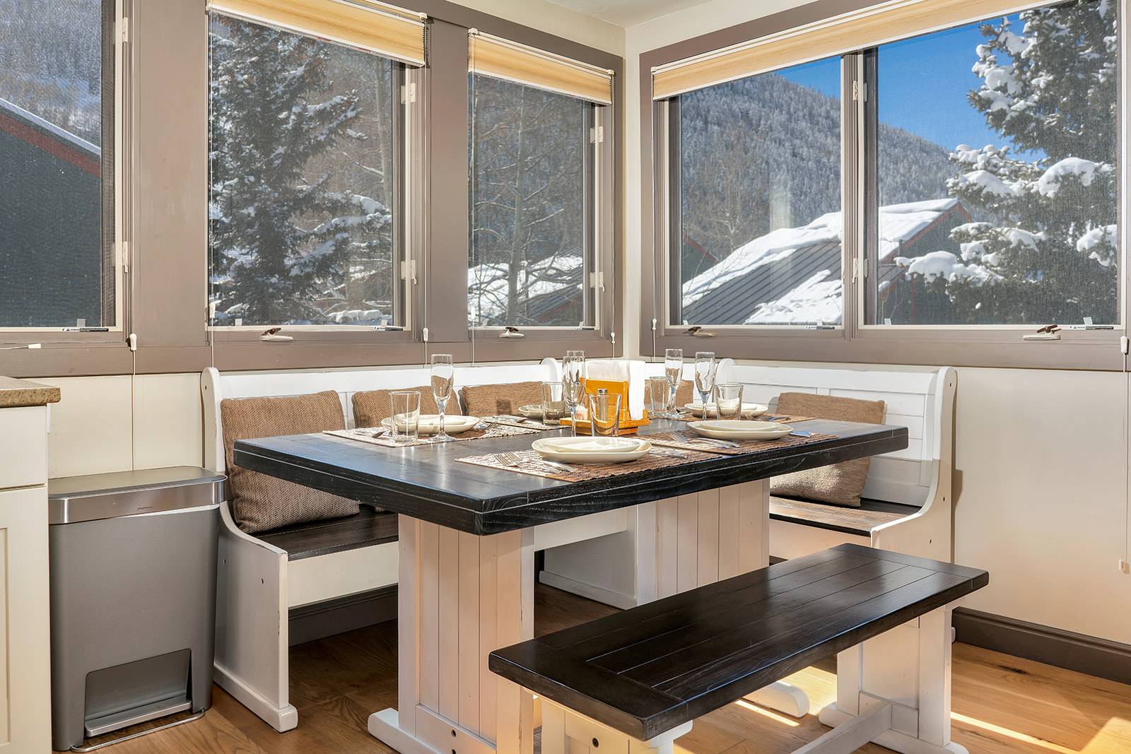 3BR Multi-Level Condo in Telluride, CO with Hot Tub Access