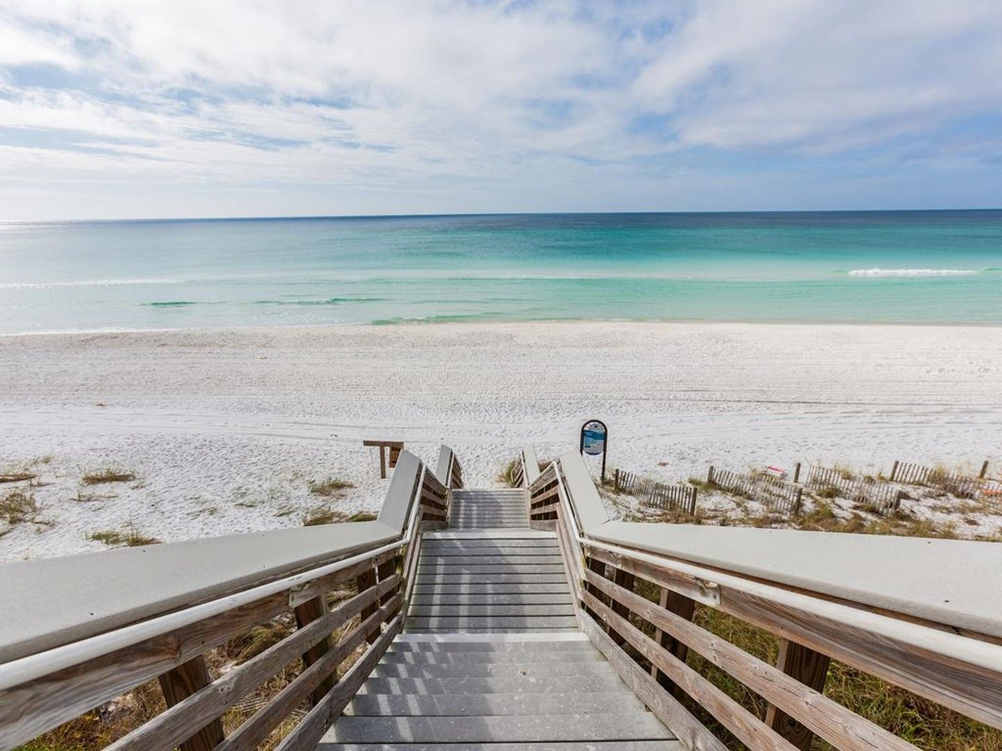 Prominence on 30A - Emerald Waves | Panhandle Getaways